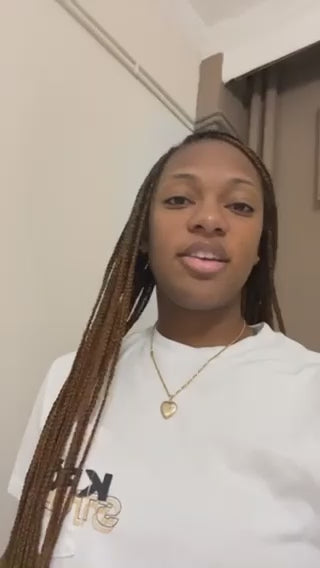 Taya Robinson -Video Shoutout – Fan Arch